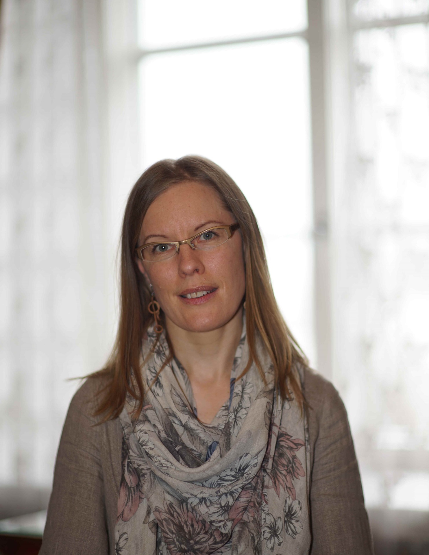 Mari West :: Psykoterapiapalvelut Salience Oy